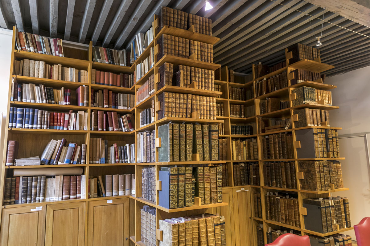 A l'UM la science [S02-ep07] : Profils de consommateur, bibliothèque d ...